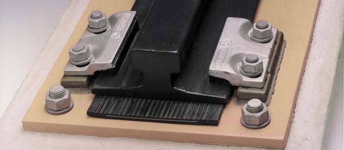 Weldable Base Railway Clips/Double Holes Rail Clips With Integral ...